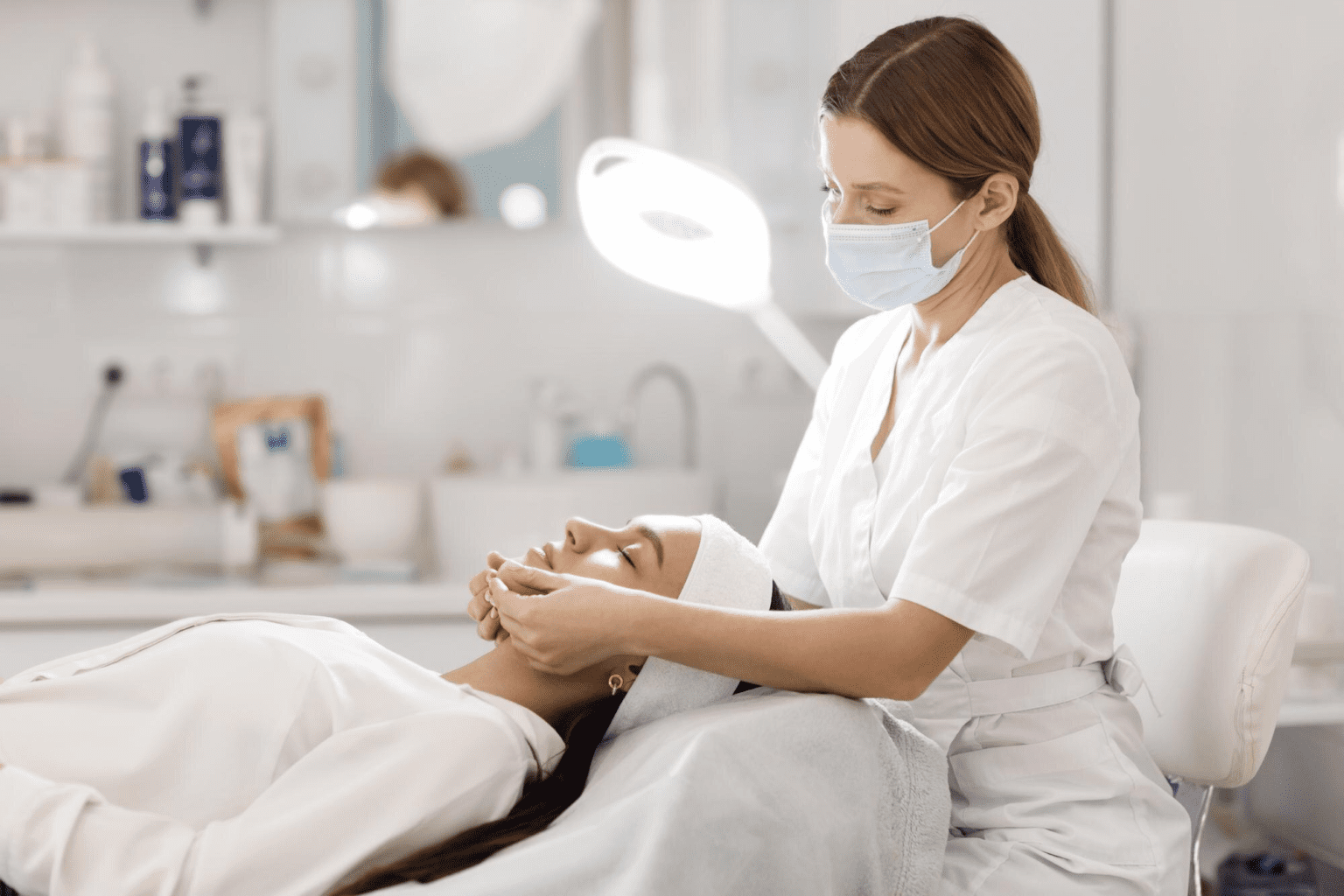 Skin Doctor In Noida Best of 5( Updated List)