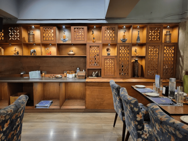 Best Date Places in Noida | 5 Top Cafes For Memorable Date