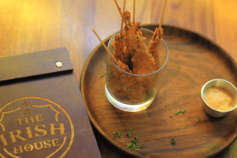 Best Date Places in Noida | 5 Top Cafes For Memorable Date